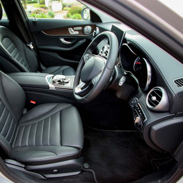 Auto One Gateshead: Expert Advice & Fitting Service For Car Parts